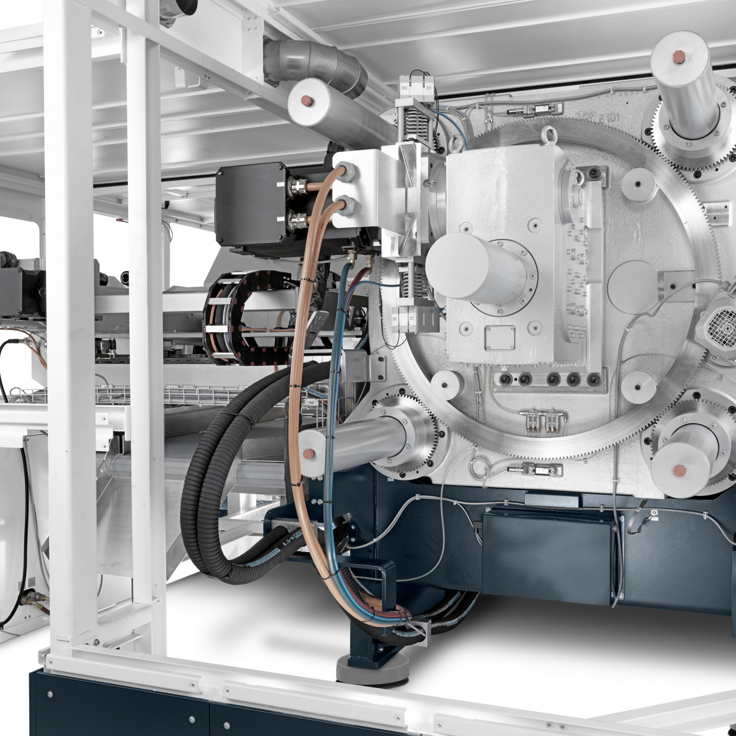 PET system solutions • Preforms • Netstal