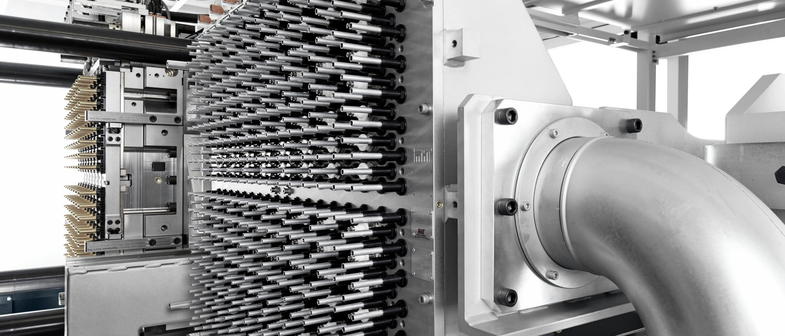 PET system solutions • Preforms • Netstal