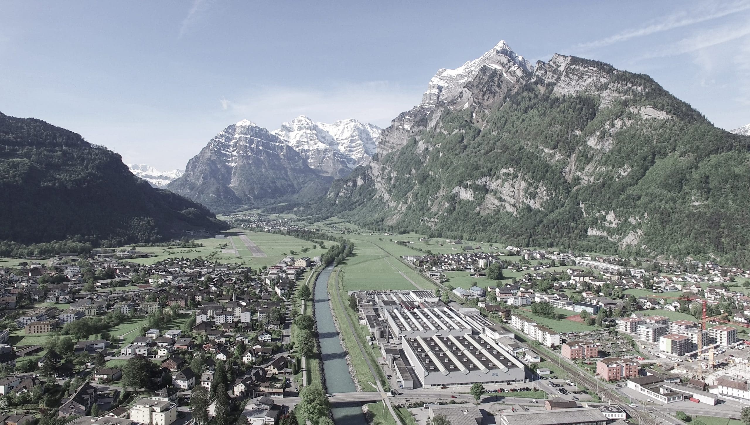 Netstal's Sustainability • Embracing ESG & Eco-Innovations